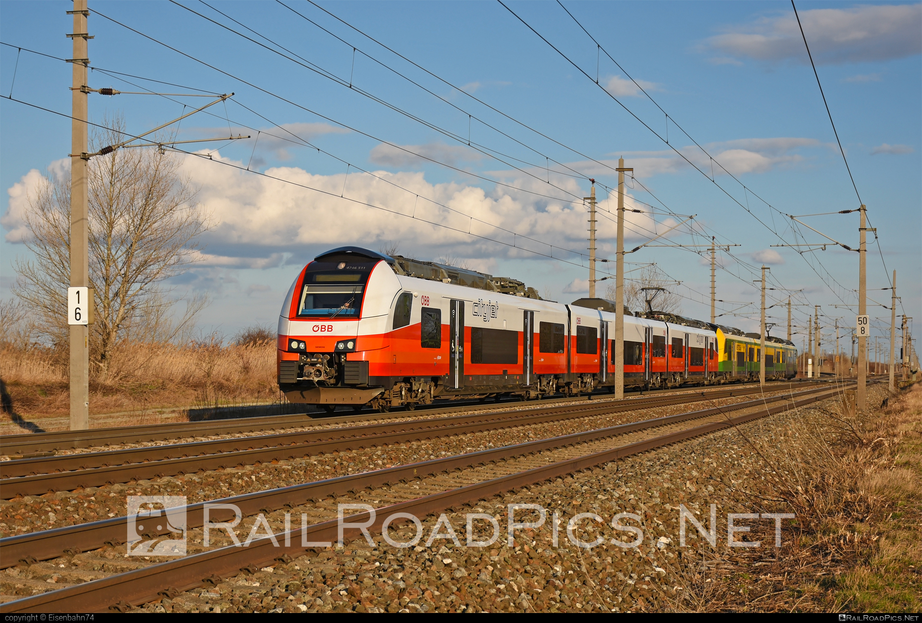 4746 511 - Siemens Desiro ML operated by Österreichische Bundesbahnen ...