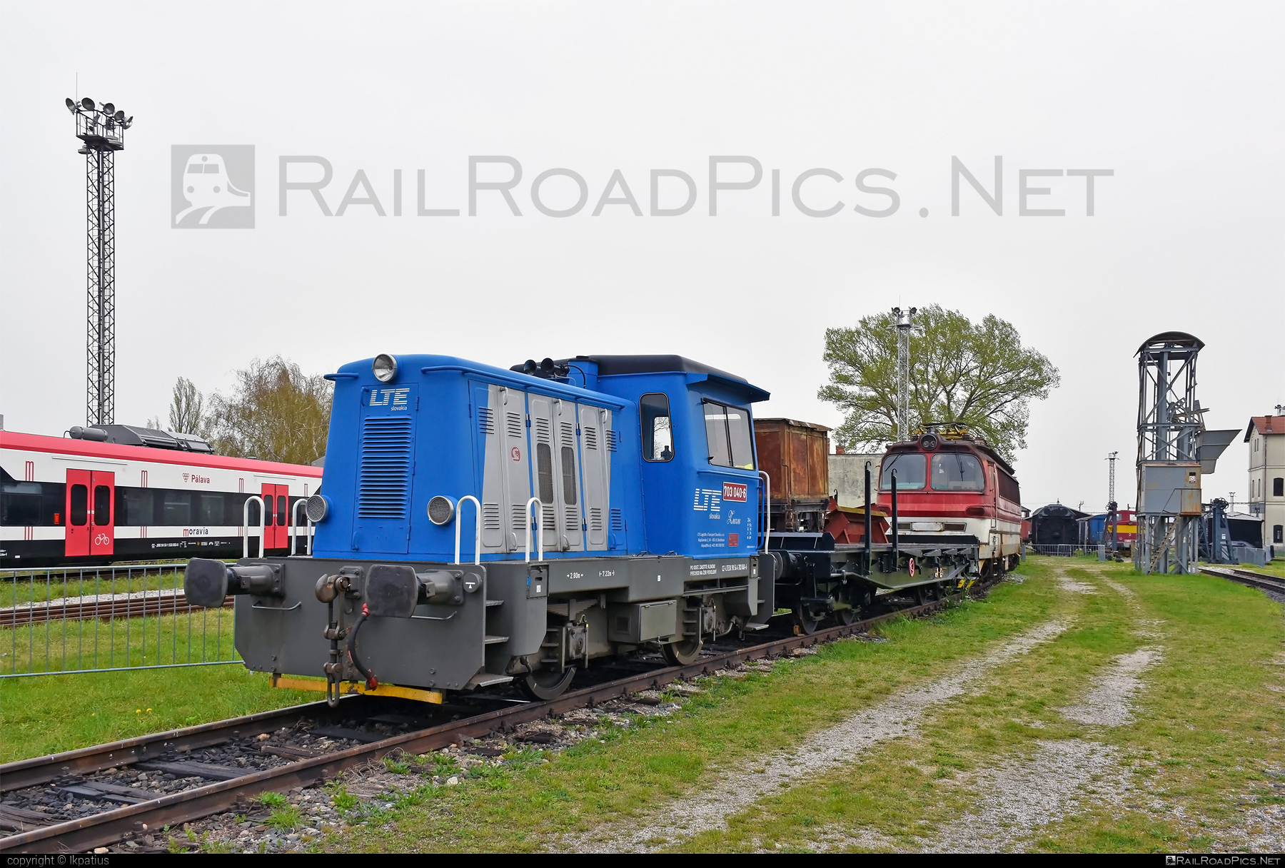 Turčianske strojárne Martin T 212.1 (703) - 703 040-6 operated by LTE ...