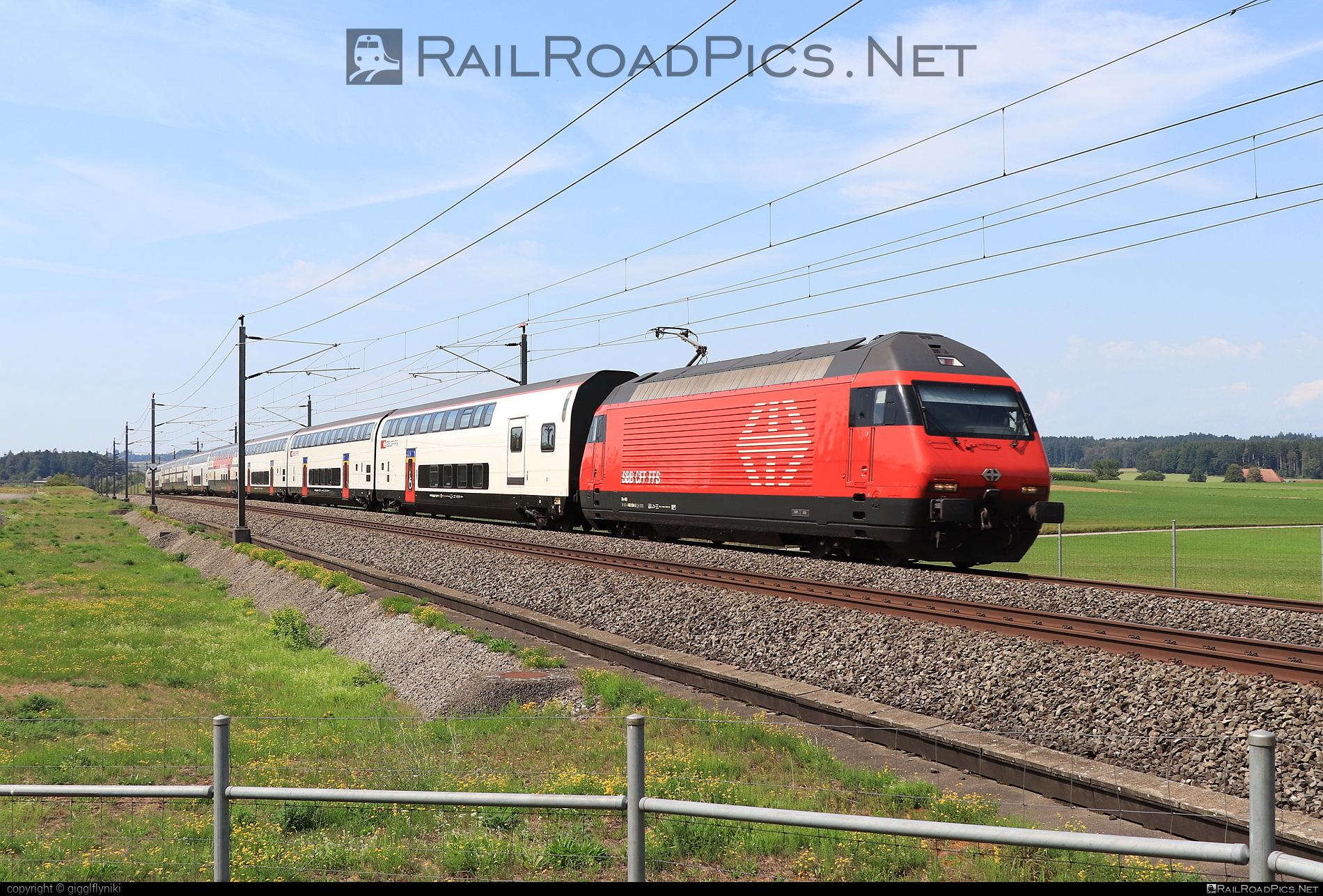 460 004 - SBB Class Re 460 operated by Schweizerische Bundesbahnen SBB ...