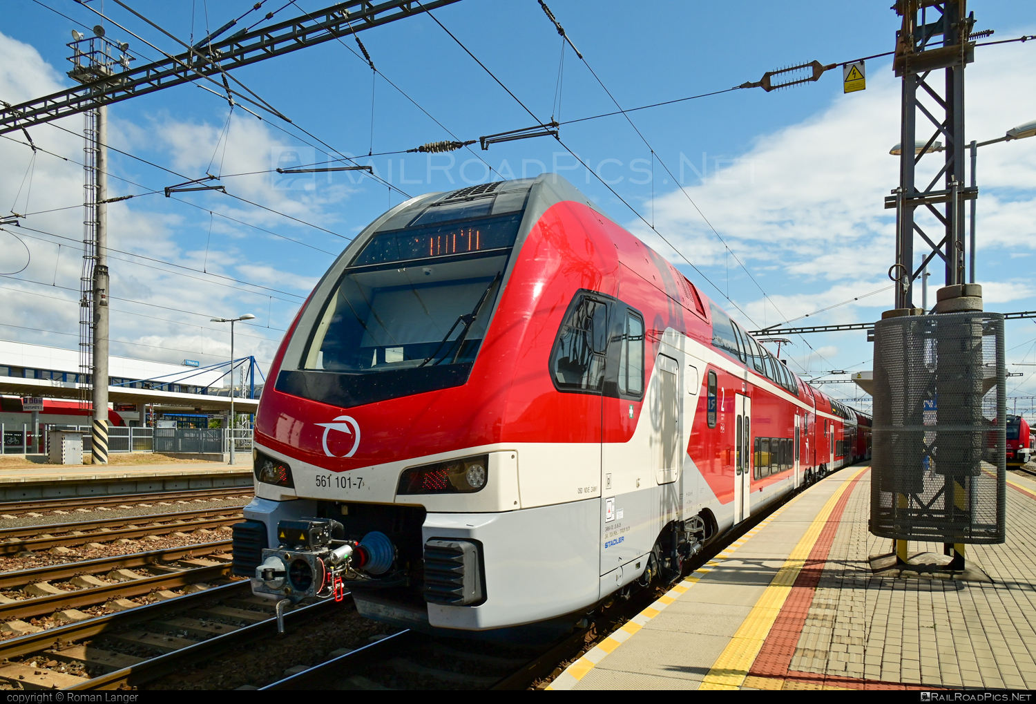 11753_Stadler-KISS_561-101-7.jpg