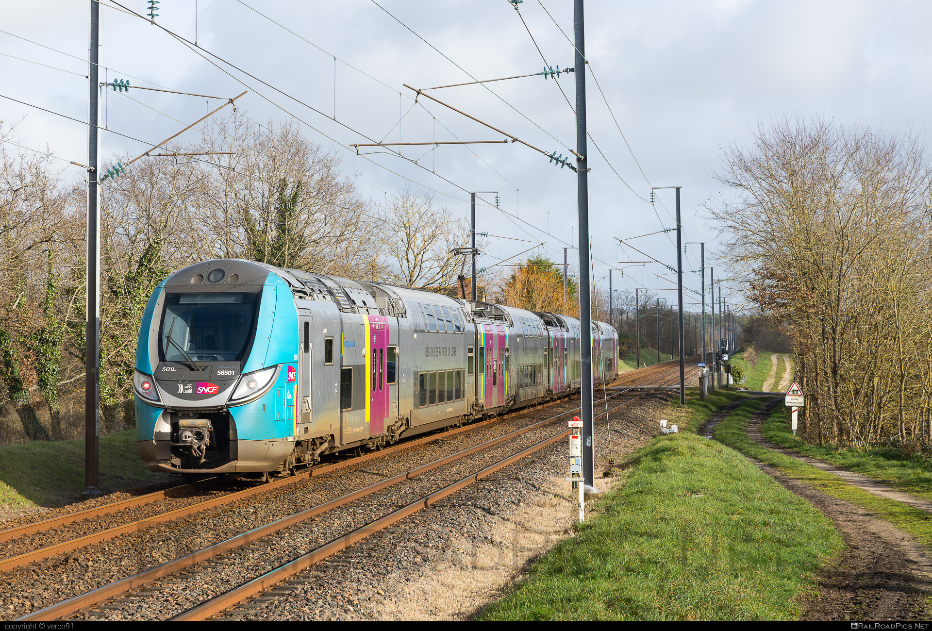 501L - Alstom/Bombardier OMNEO Regio 2N (SNCF Class Z 56500) operated ...