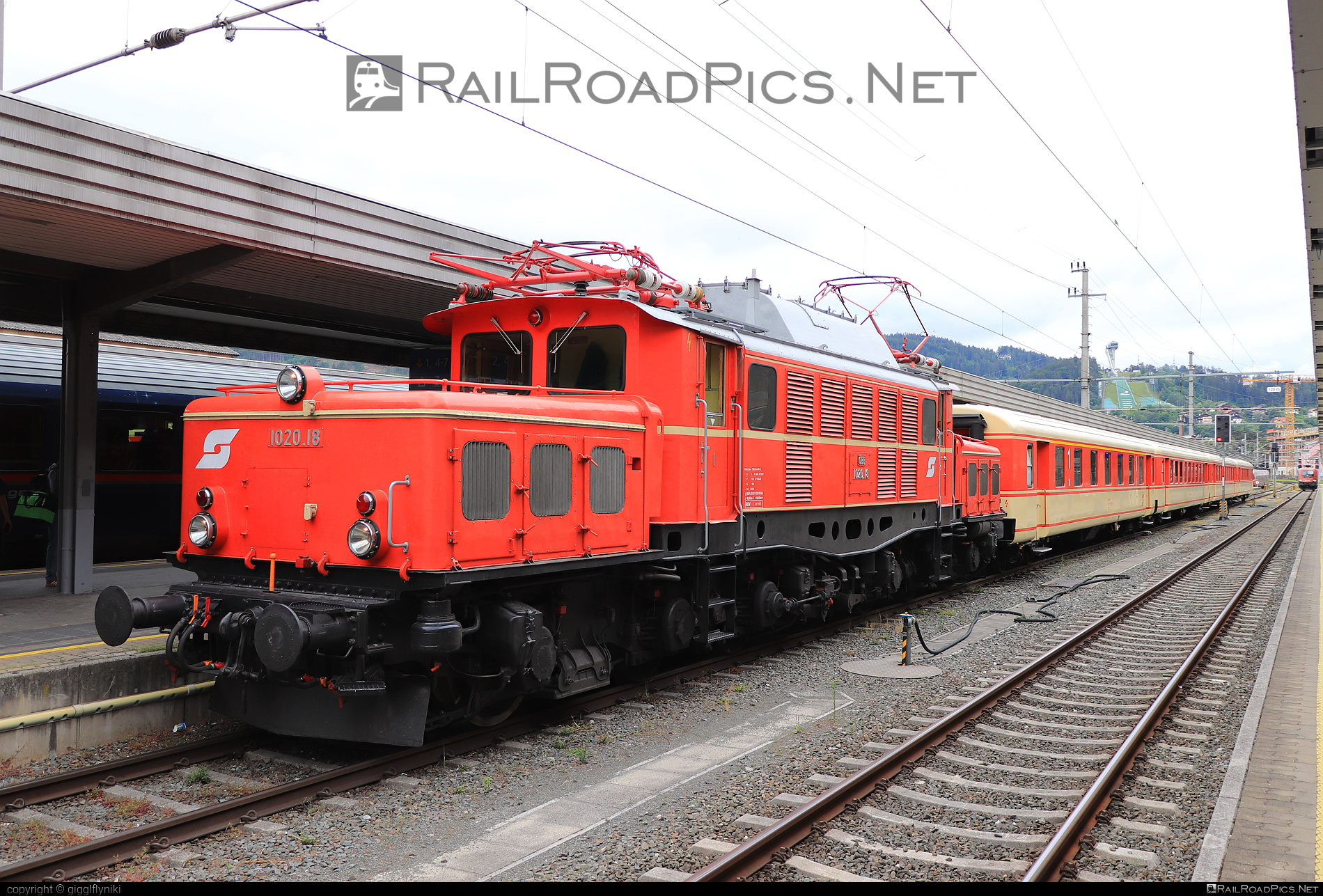 15308_OBB-Class-1020_1020-018.jpg