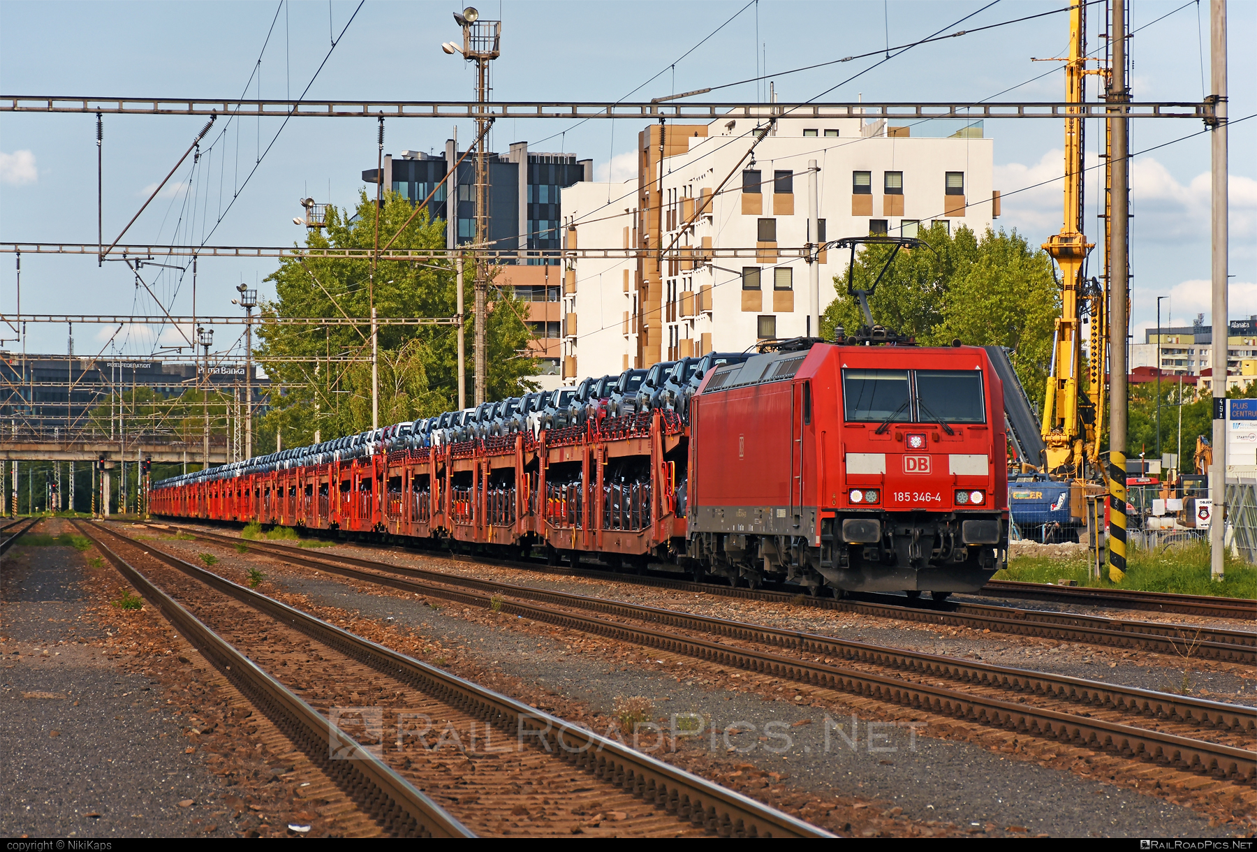 185 346-4 - Bombardier TRAXX F140 AC2 operated by DB Cargo AG - # ...