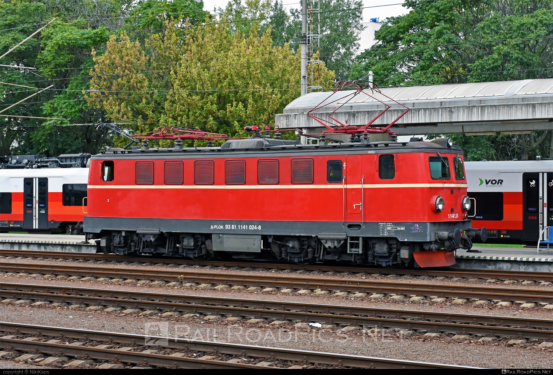 1141.24 - ÖBB Class 1141 operated by Pro-Lok GmbH - #obbClass1141, # ...