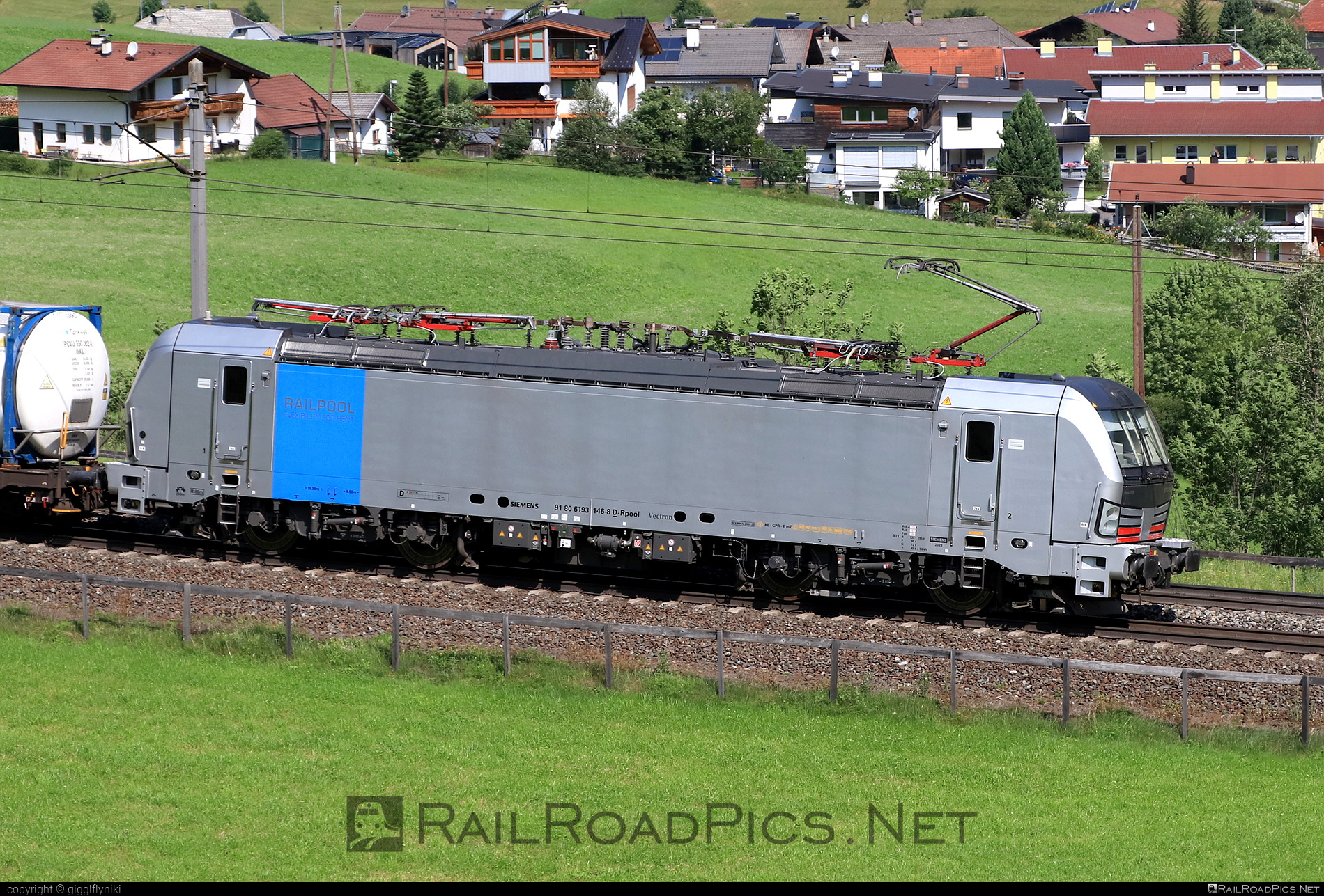 6193 146 - Siemens Vectron MS operated by Lokomotion Gesellschaft für ...