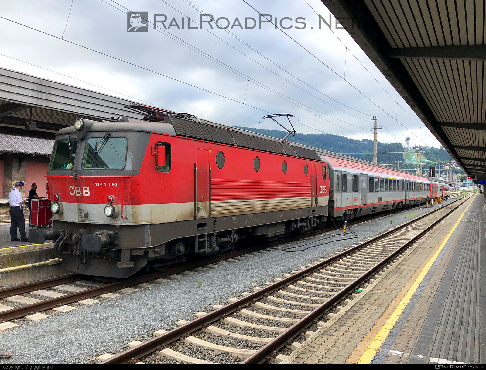 16255_OBB-Class-1144_1144-093.jpg