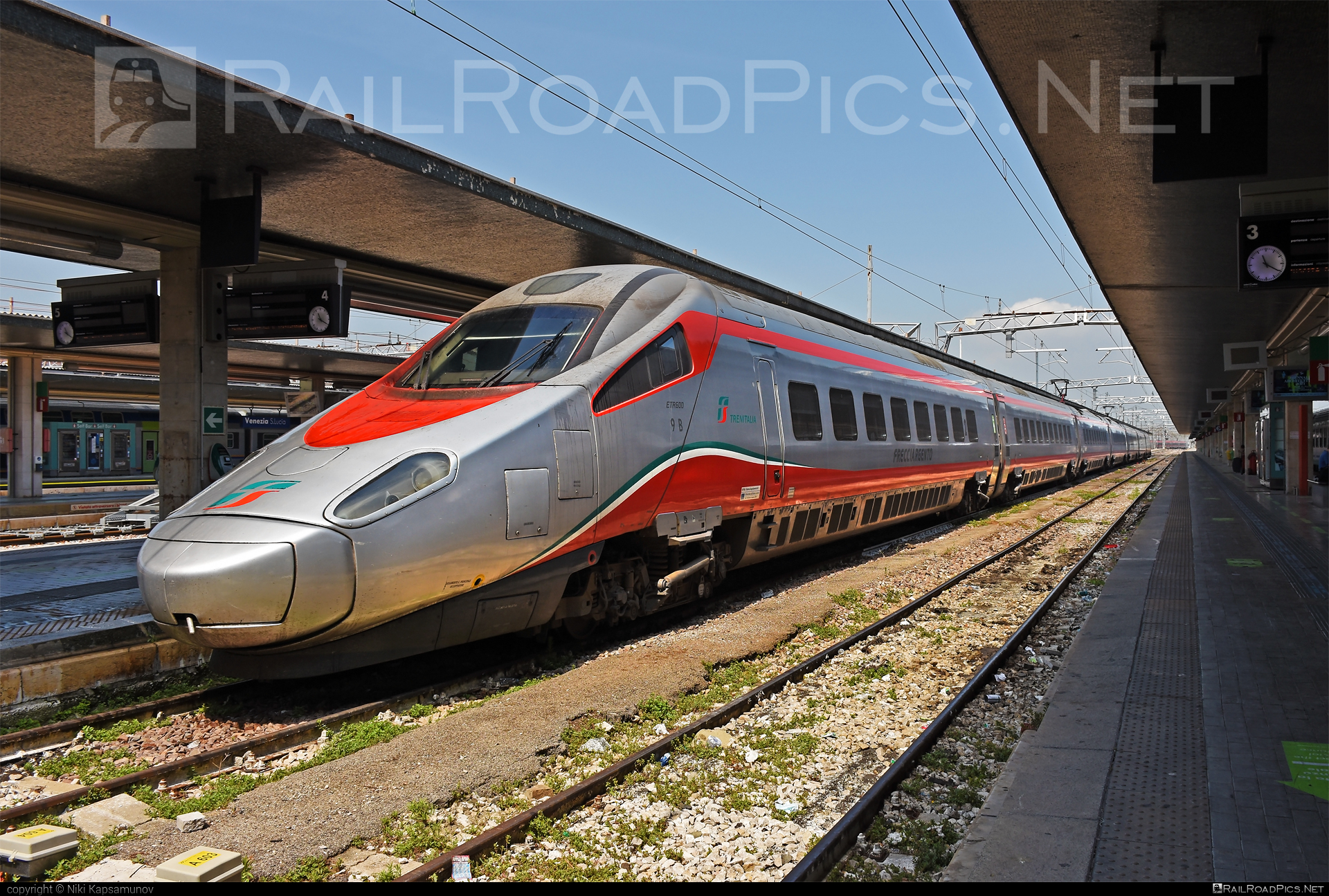 600 709 - Alstom Class ETR.600 operated by Trenitalia S.p.A. - #alstom ...