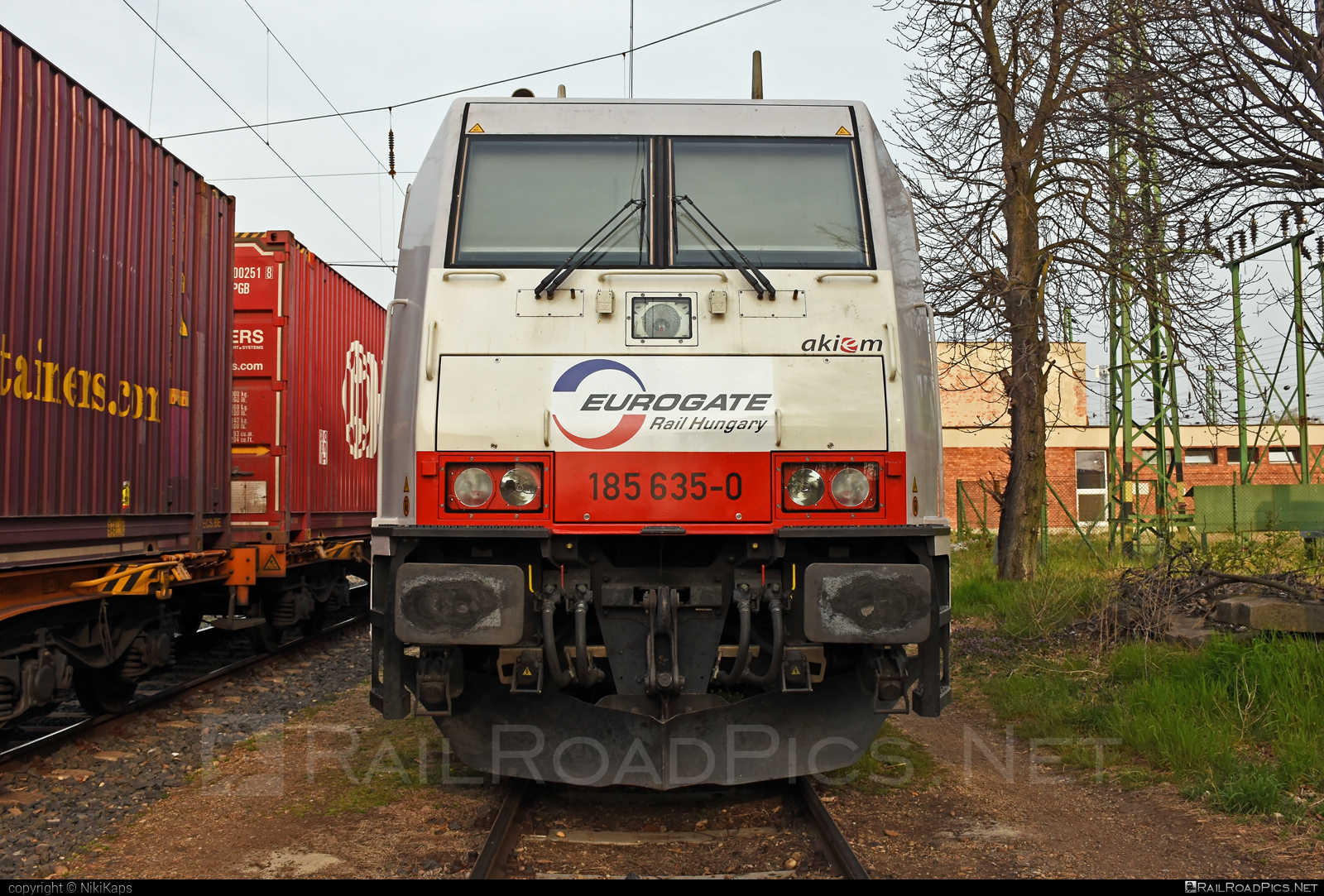Bombardier TRAXX F140 AC2 - 185 635-0 operated by Eurogate Rail Hungary ...