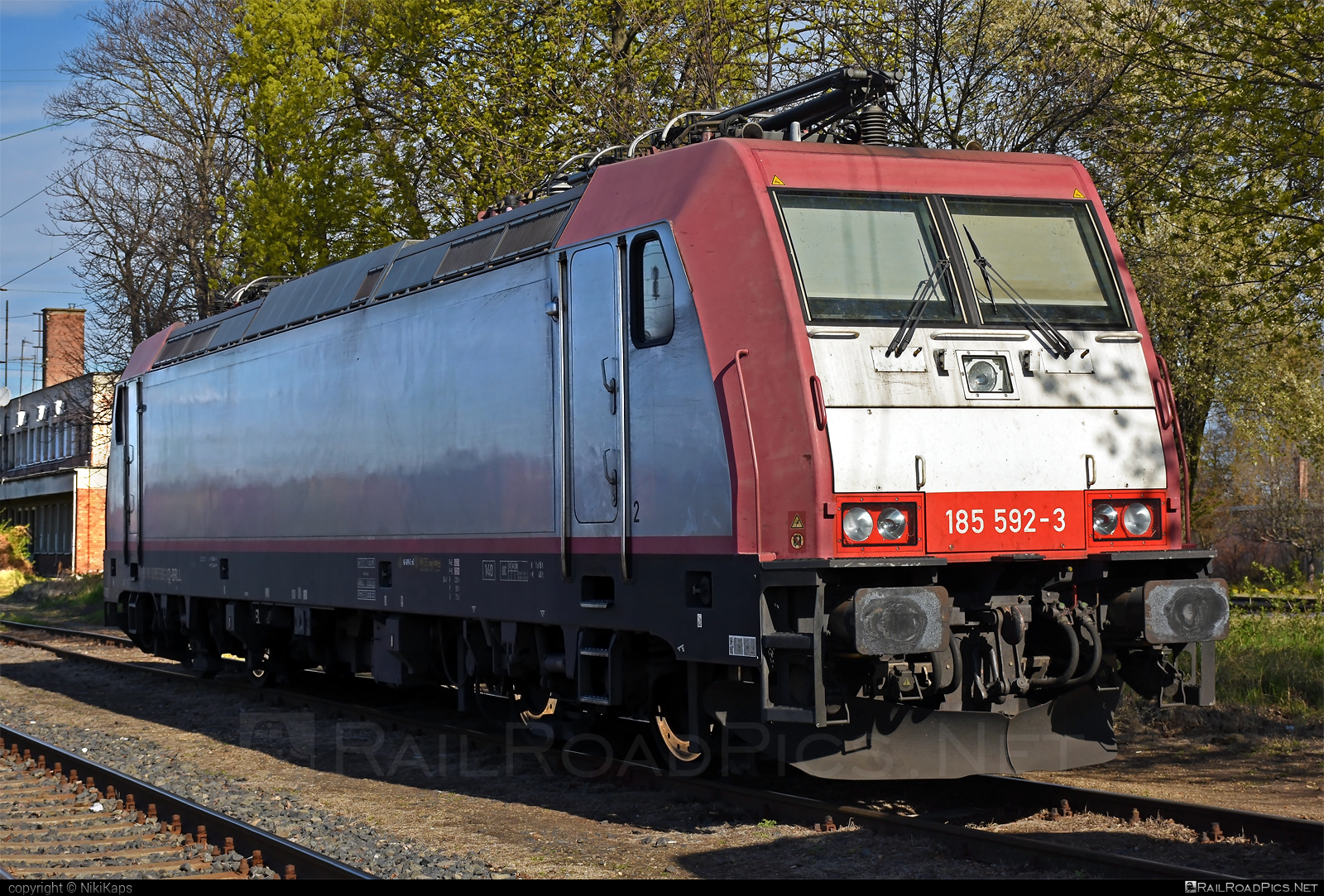 Bombardier TRAXX F140 AC2 - 185 592-3 operated by Unknown taken by ...