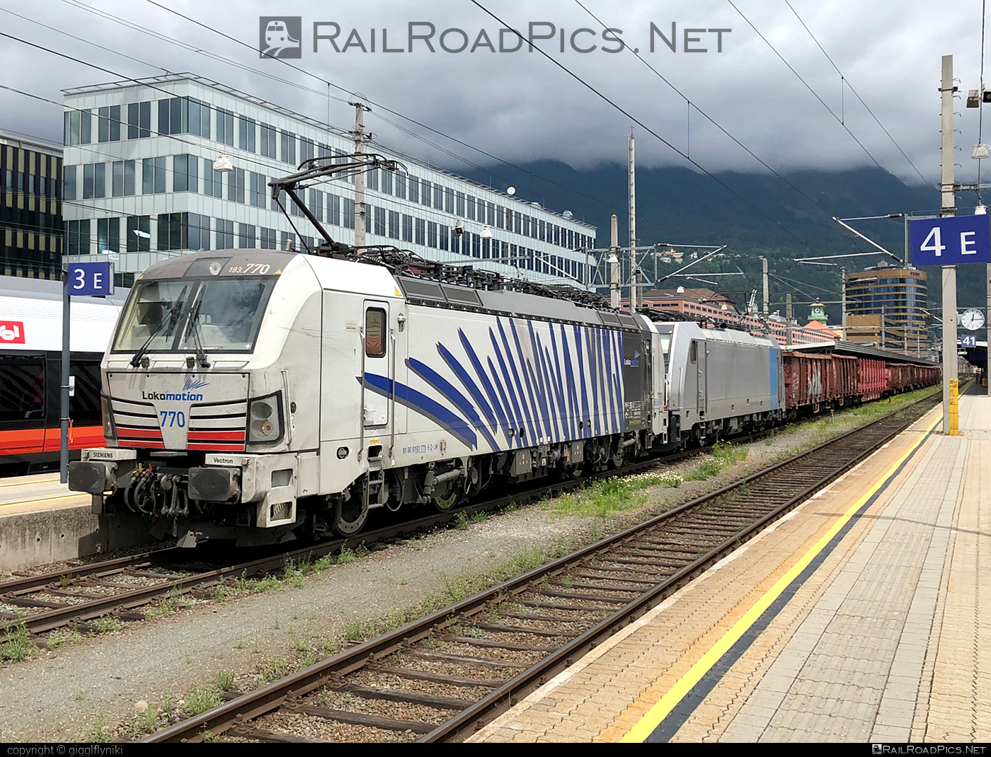 Siemens Vectron MS - 193 770 operated by Lokomotion Gesellschaft für ...