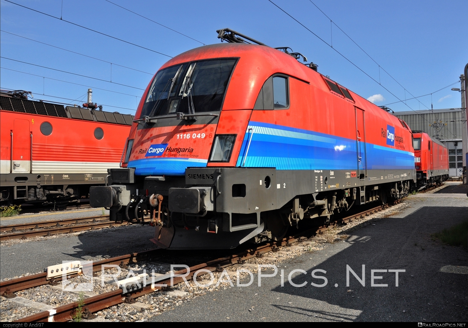 Siemens ES 64 U2 - 1116 049 operated by Rail Cargo Hungaria ZRt. taken ...
