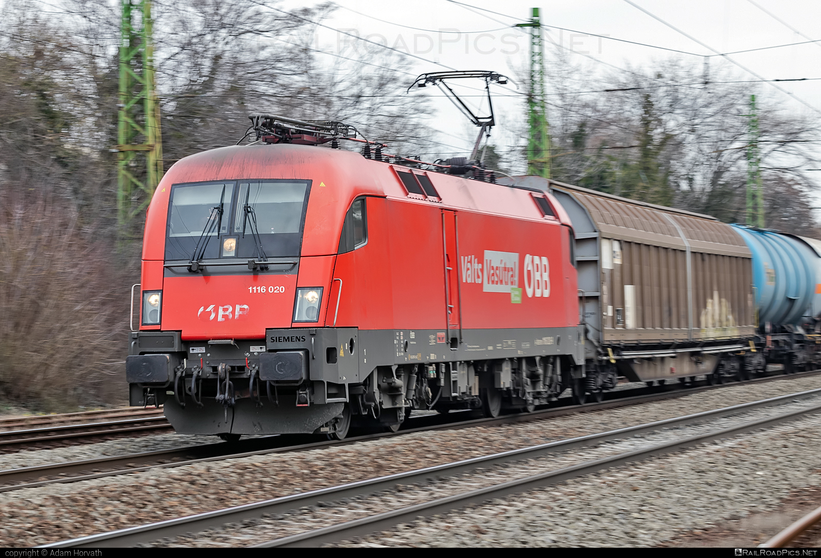 Siemens ES 64 U2 - 1116 020 operated by Rail Cargo Hungaria ZRt. taken ...