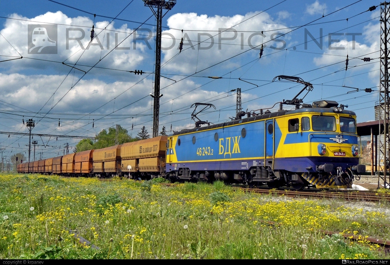 Electroputere LE 5100 - 46 243.2 operated by Chemin de fer de l'Etat ...