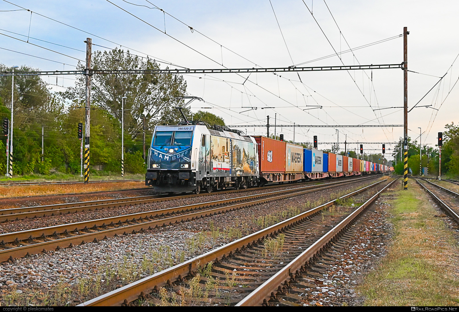 Bombardier TRAXX F140 MS - 386 020-2 operated by METRANS, a.s. taken by ...