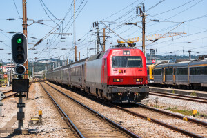 5601-8 - CP Class 5600 operated by Caminhos de Ferro Portugeses, E.P.