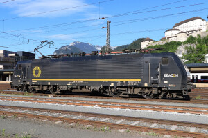 189 990 - Siemens ES 64 F4 operated by TX Logistik AG