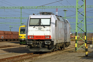 185 635-0 - Bombardier TRAXX F140 AC2 operated by FLOYD ZRt.