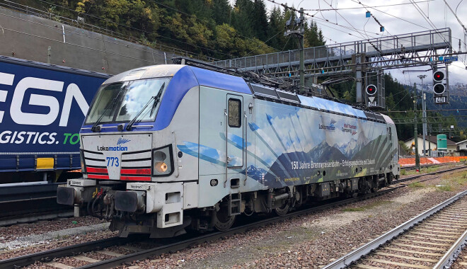 193 773 - Siemens Vectron MS operated by Lokomotion Gesellschaft für ...