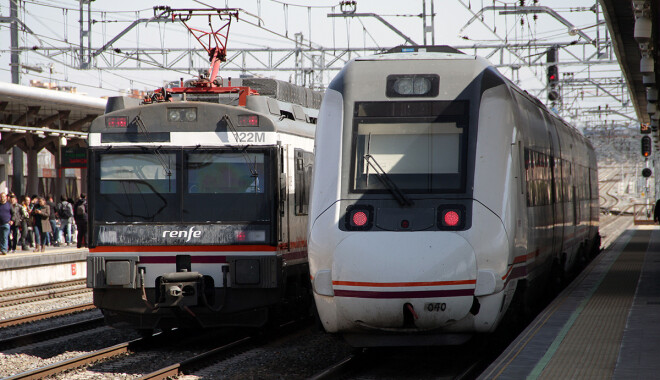 040 - Renfe Class 599 operated by Renfe Viajeros, S.A.