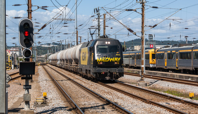 5622 Cp Class 5600 Operated By Medway Operador Ferroviário E 2137